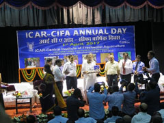 Mobile Fish Vending Trolley for Hygienic Fish Marketing | ICAR